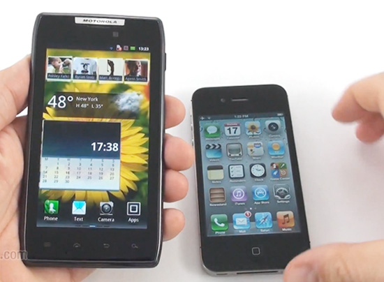 iPhone 4s vs Motorola Droid Razr : Comparatif Complet (video) - MaxiApple
