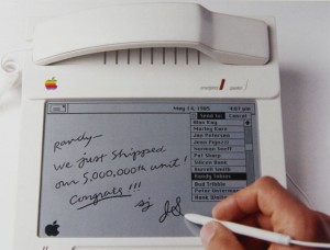 Prototypes Apple par Hartmut Esslinger : Macphone, Baby Mac, Americana ...