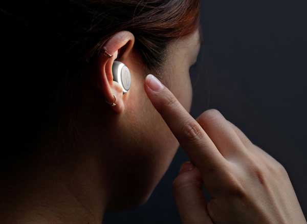 Traducteur Multilingue dans une Oreillette Bluetooth (video) - MaxiApple