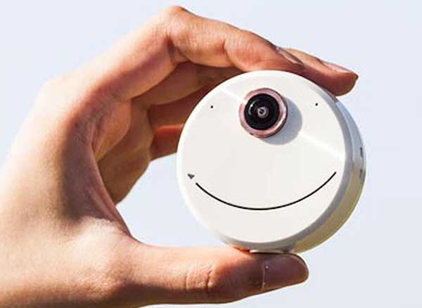 Cette Mini Camera Connectée iPhone Filme en 4K et 360° (video) - MaxiApple