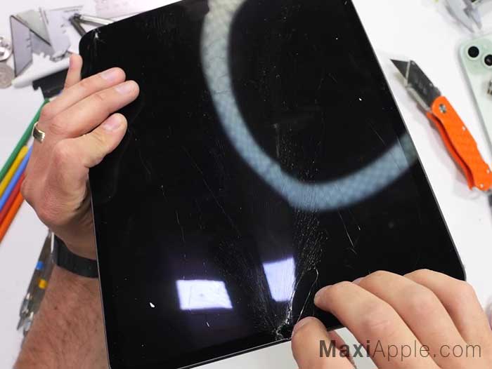 iPad Pro M4 2024, Tests Ultimes de Durabilité en Vidéo - MaxiApple